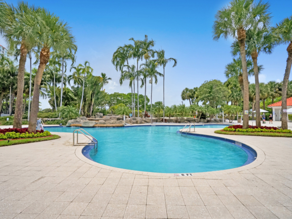 Available Units - Parc Central East